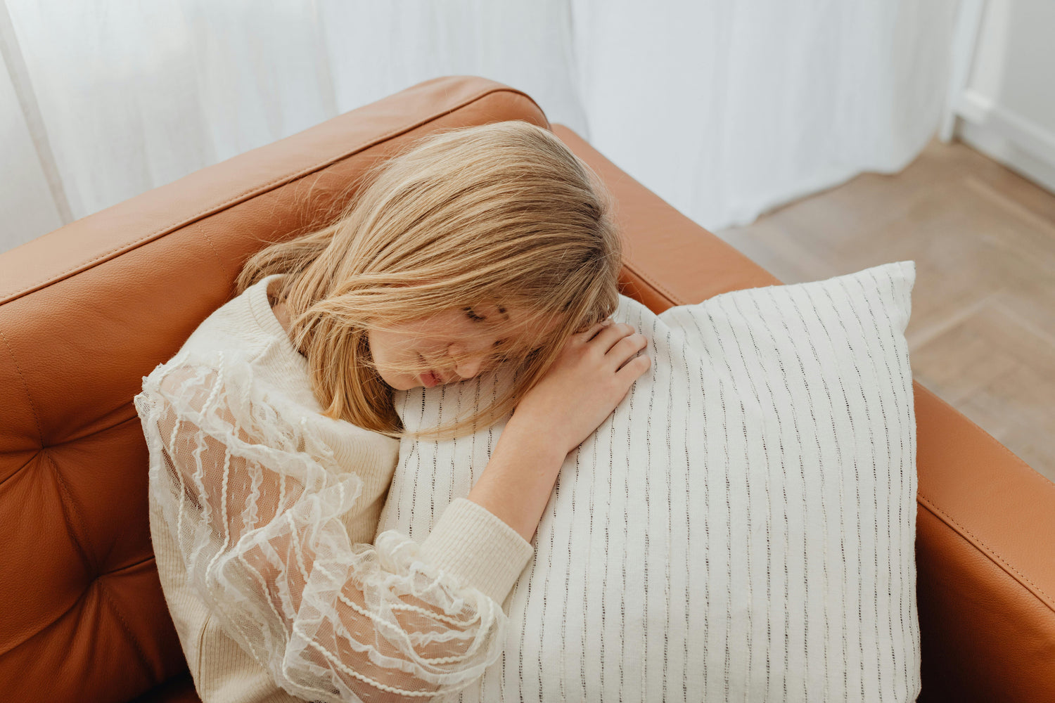 What Causes Snoring In Females: 7 Reasons | Visionfull Brand